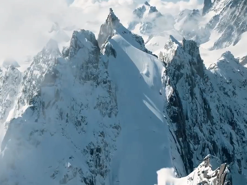 【動画】シャモニーでエクストリーム・ライディングするビクター・デラルー | 日本一わかりやすいスノーボードサイト！DMKsnowboard